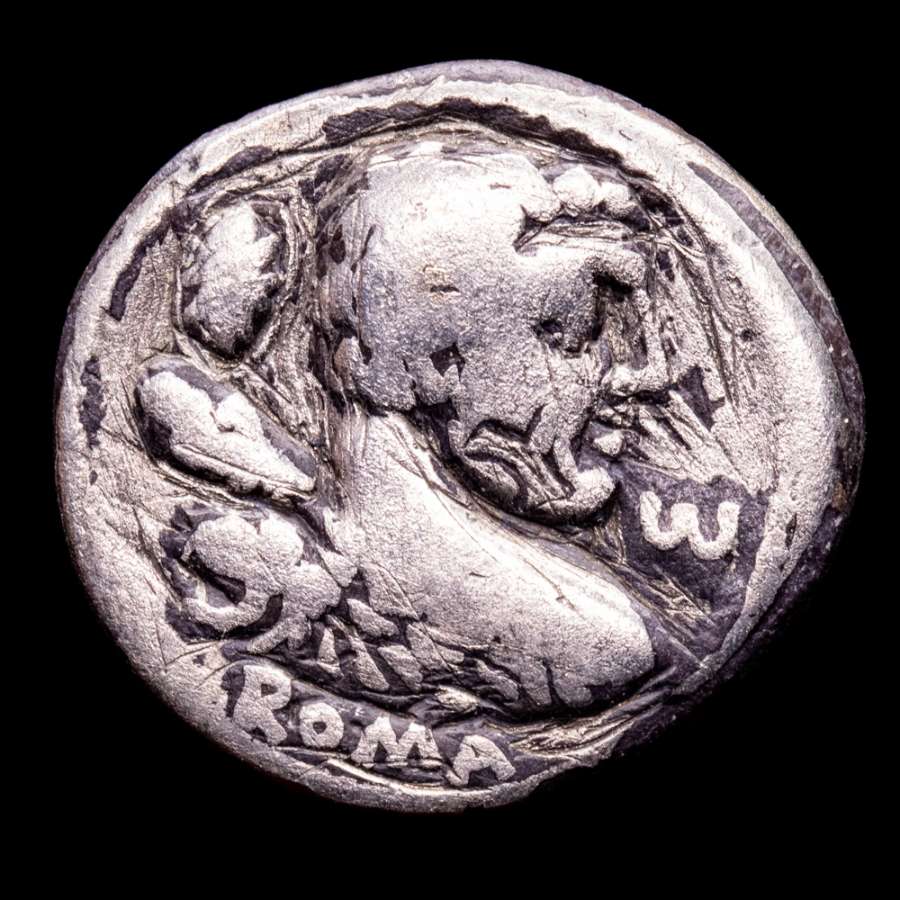 P. Cornelius Lentulus Marcellinus. Denario de Roma, 100 aC (8235 ...