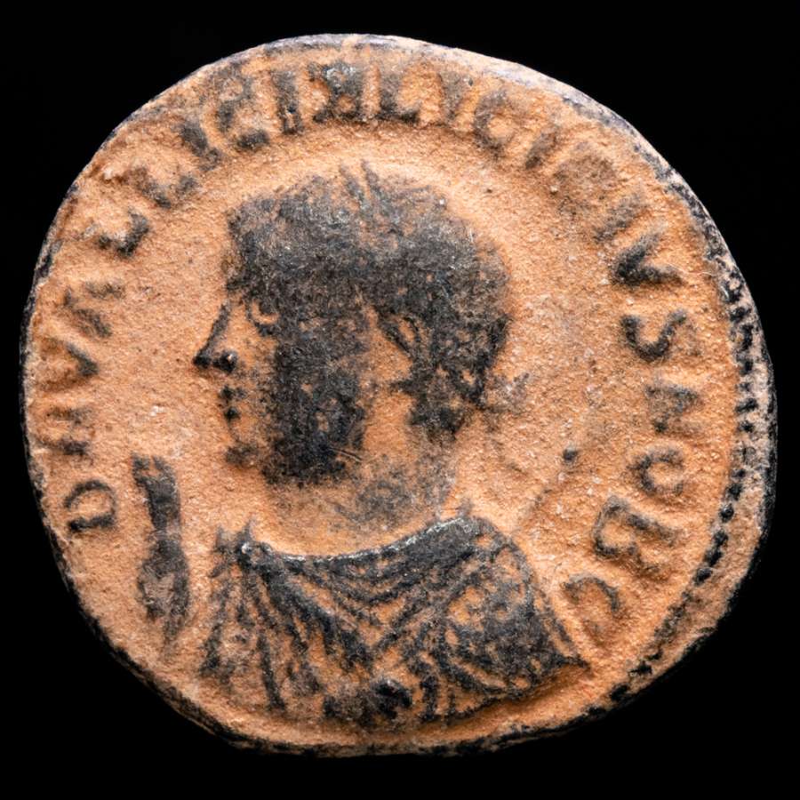 *LUCERNAE* IMPERIO ROMANO Licinio II Follis IOVI CONSERVATORI CAESS Z ...